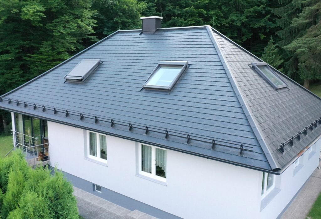 Innovatives Alu-Dach für jeden Dachstuhl - leicht & sturmsicher